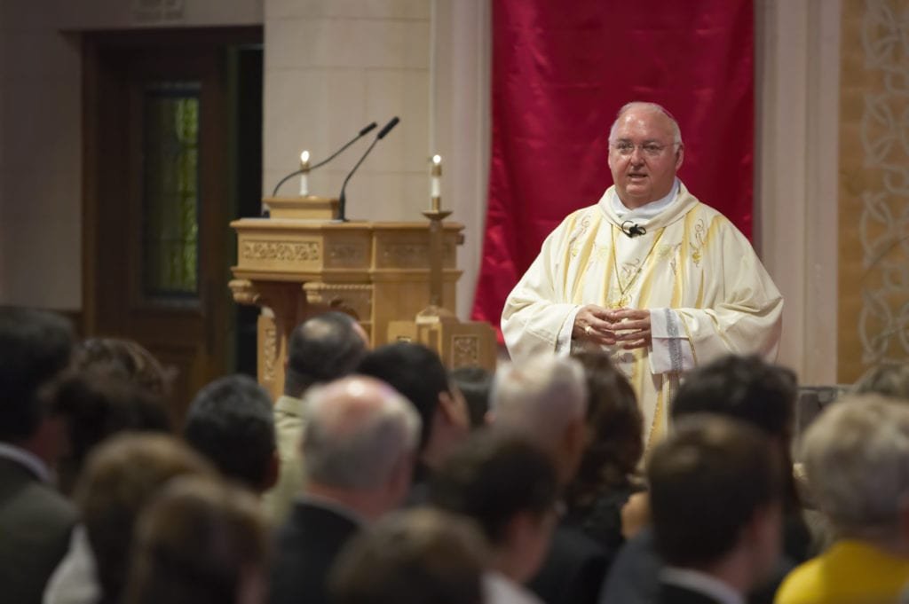 How to differentiate between a Monsignor, a Bishop and a Cardinal ...